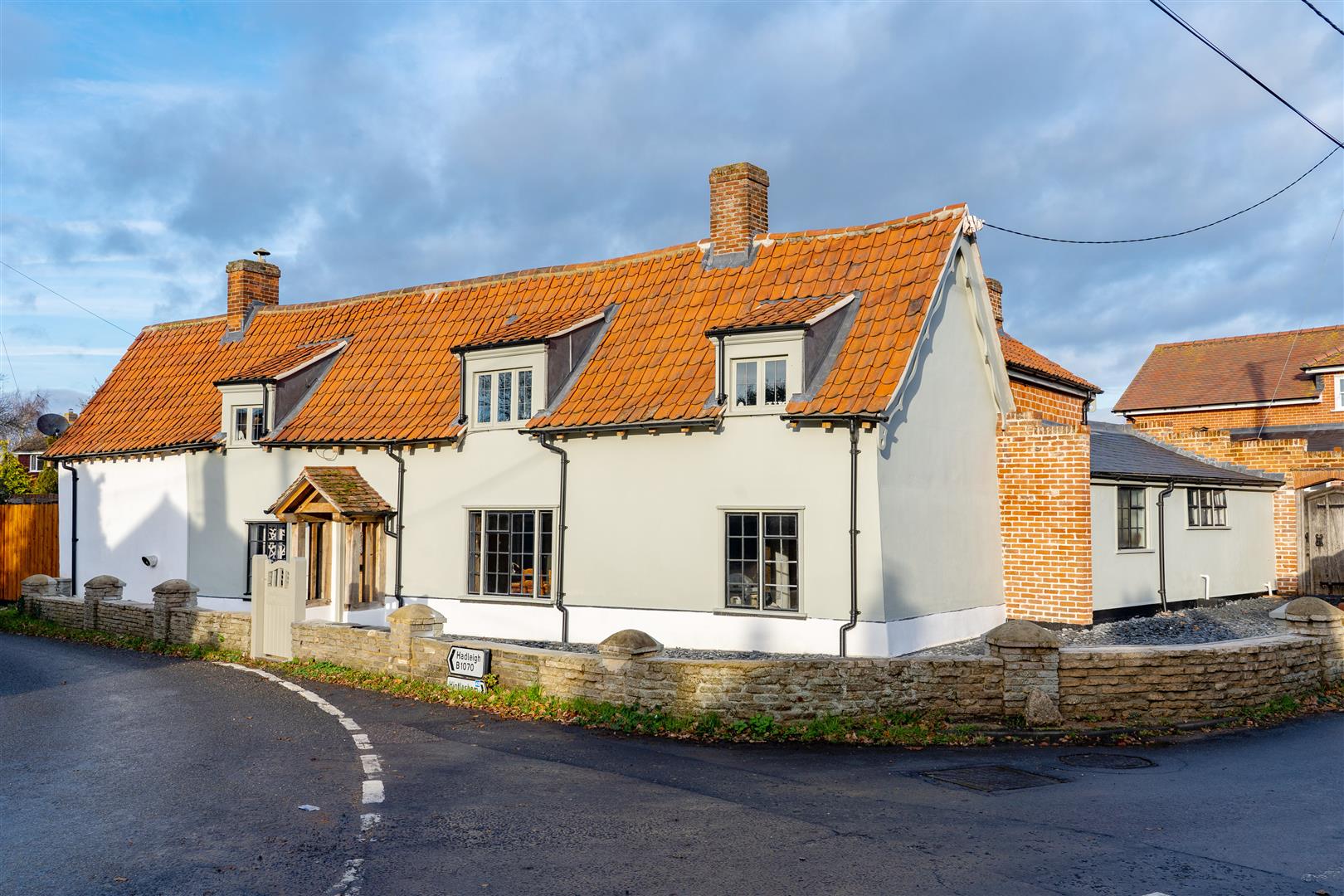 Cherry Place, Raydon, Suffolk - Cleo Shiel - Chapman Stickels