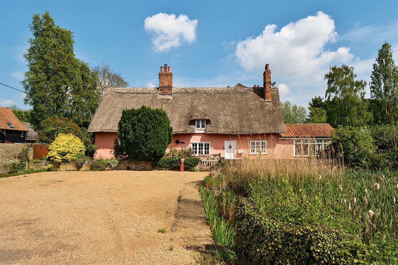 Pound Farm Cottage, Boxford Road, Milden - 17635874 - Chapman Stickels